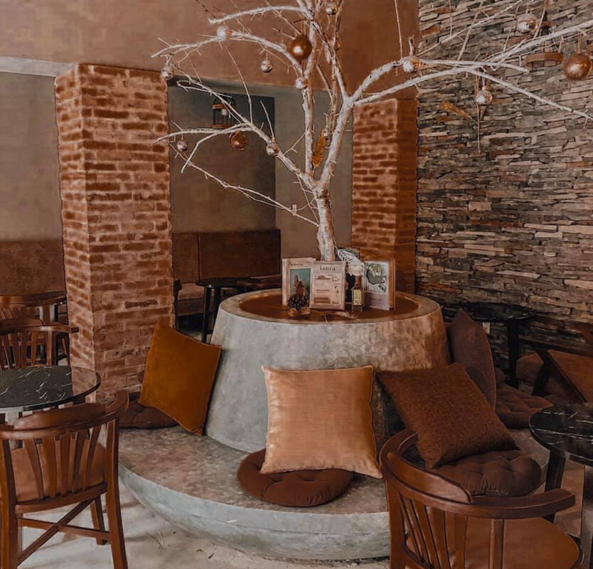 Blue Hill Coffee - Đến "Trời Âu" cùng chiếc cafe thơ mộng giữa Hải Phòng