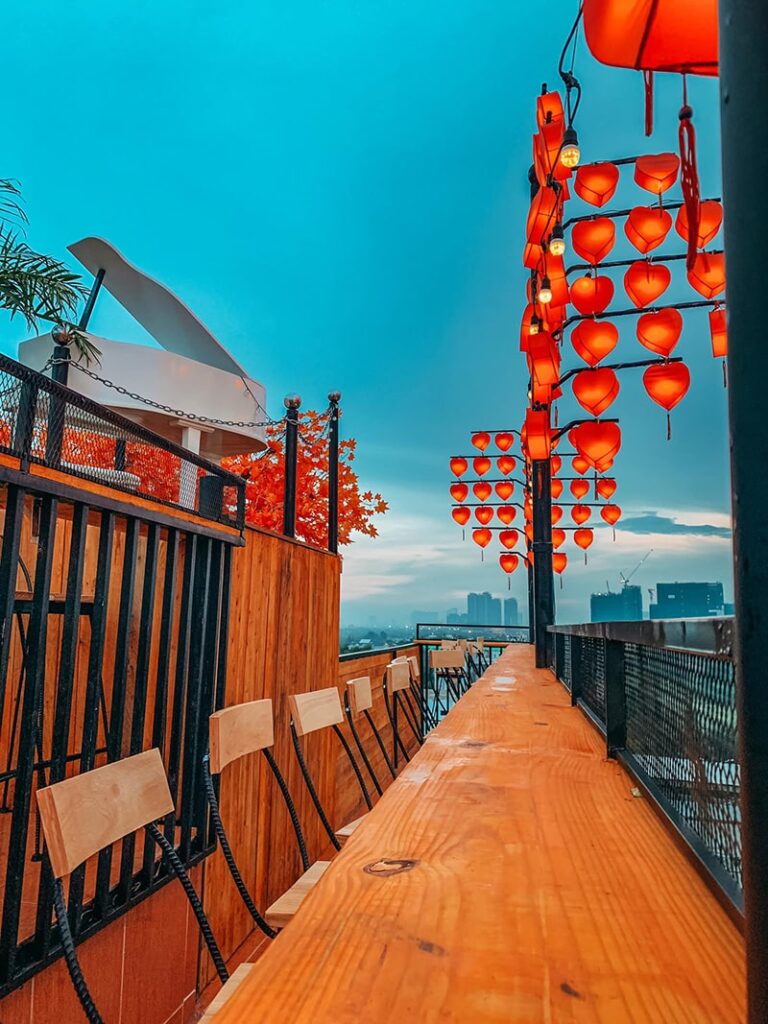 High Five Rooftop - View "Triệu Đô" Siêu Đỉnh ở Quận 2. | Review Cafe ...